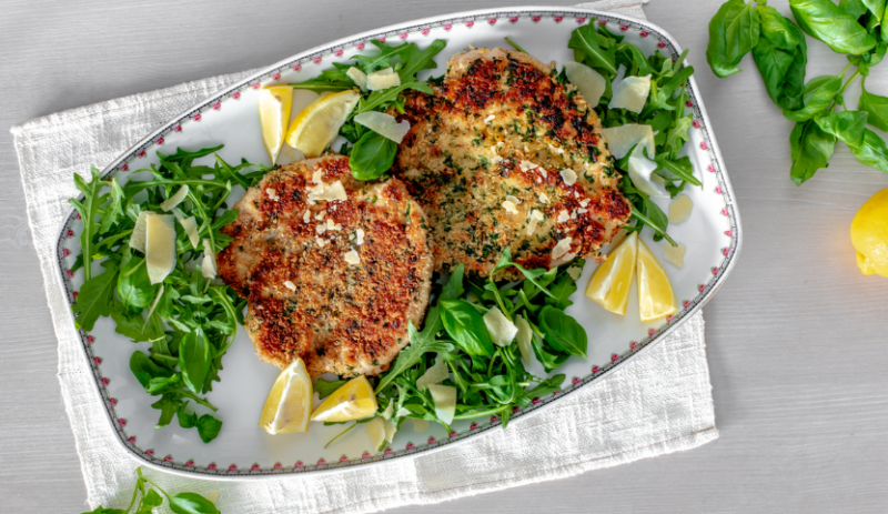 Kikerikii krõbe kana värske salatiga - Kikerikii